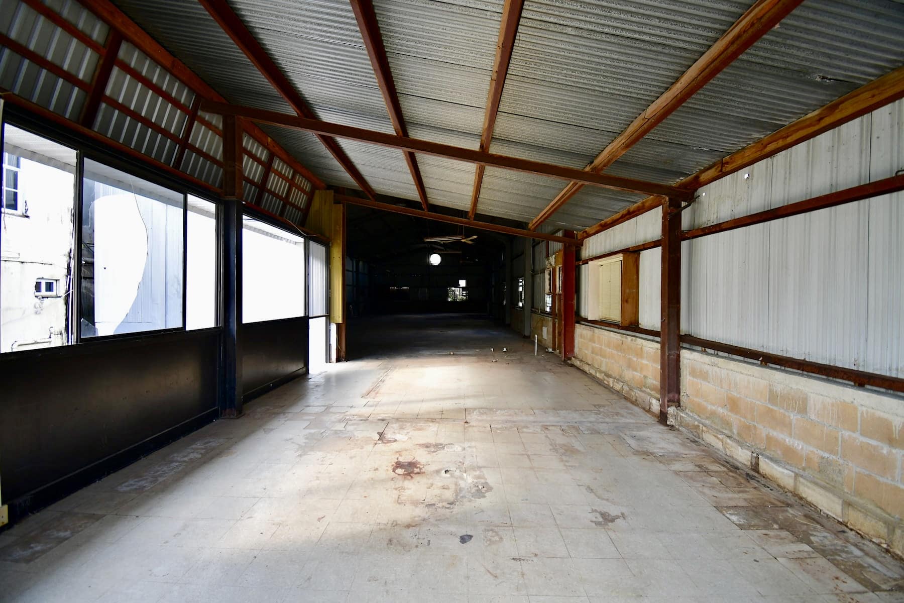 FOR SALE: Commercial Building, Office & Former Warehouse/Manufacturing ...