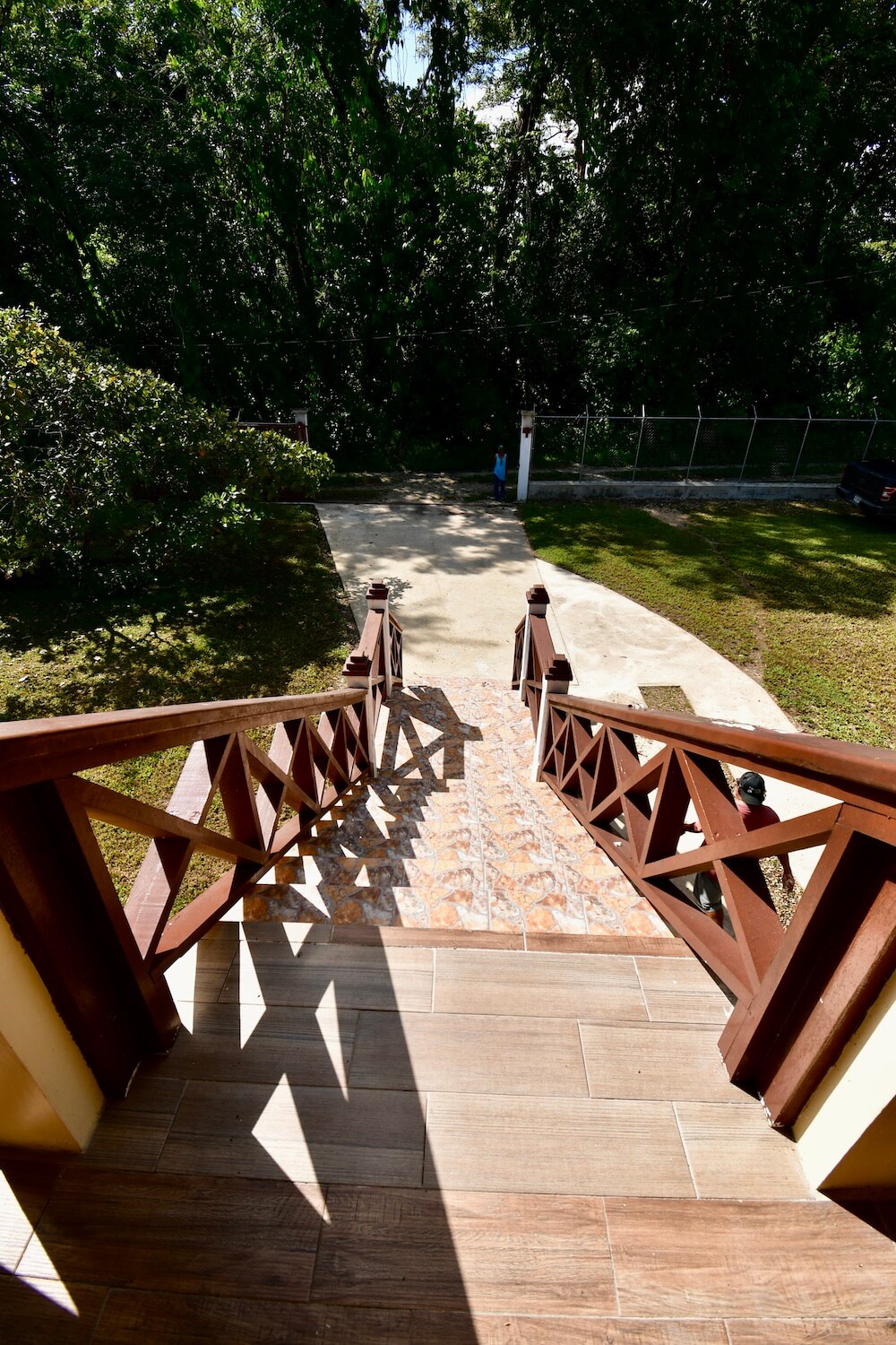 Home on Half an Acre - Cattle Landing, Toledo • Vista Real Estate