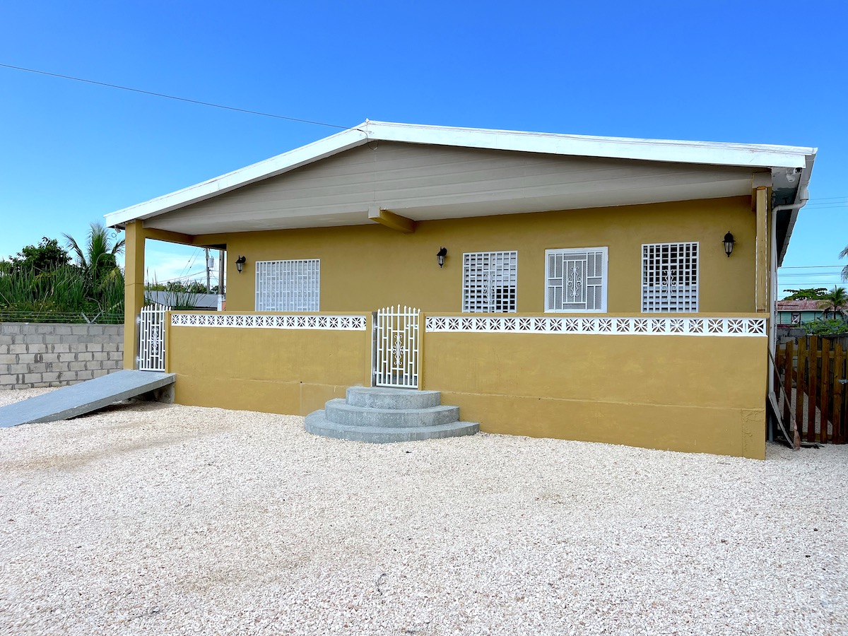 Newly Constructed Home in the heart of Fabers Road • Vista Real Estate